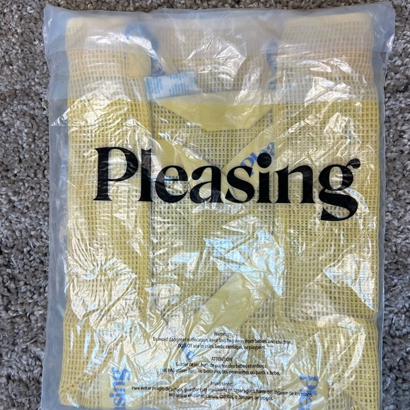 Pleasing | Bags | Pleasing Yellow Bag | Poshmark